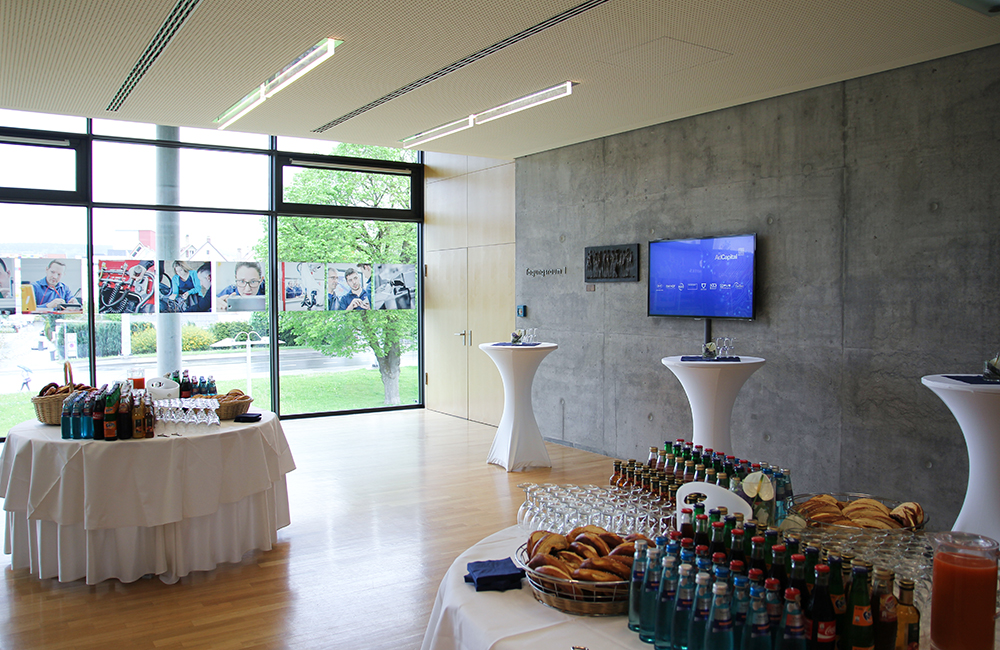 AdCapital AG - Die Industrieholding - Startseite